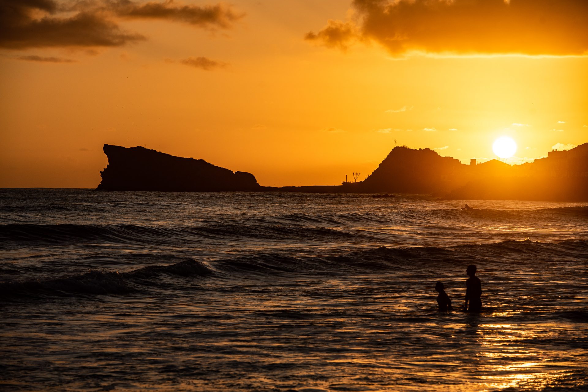 p&H Holiday Beach Apt - Azorean Rooms / Azores Islands